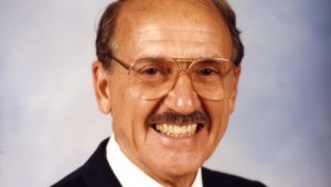 Ed Kelly honors dental giant Sam Cascio – Fra Noi